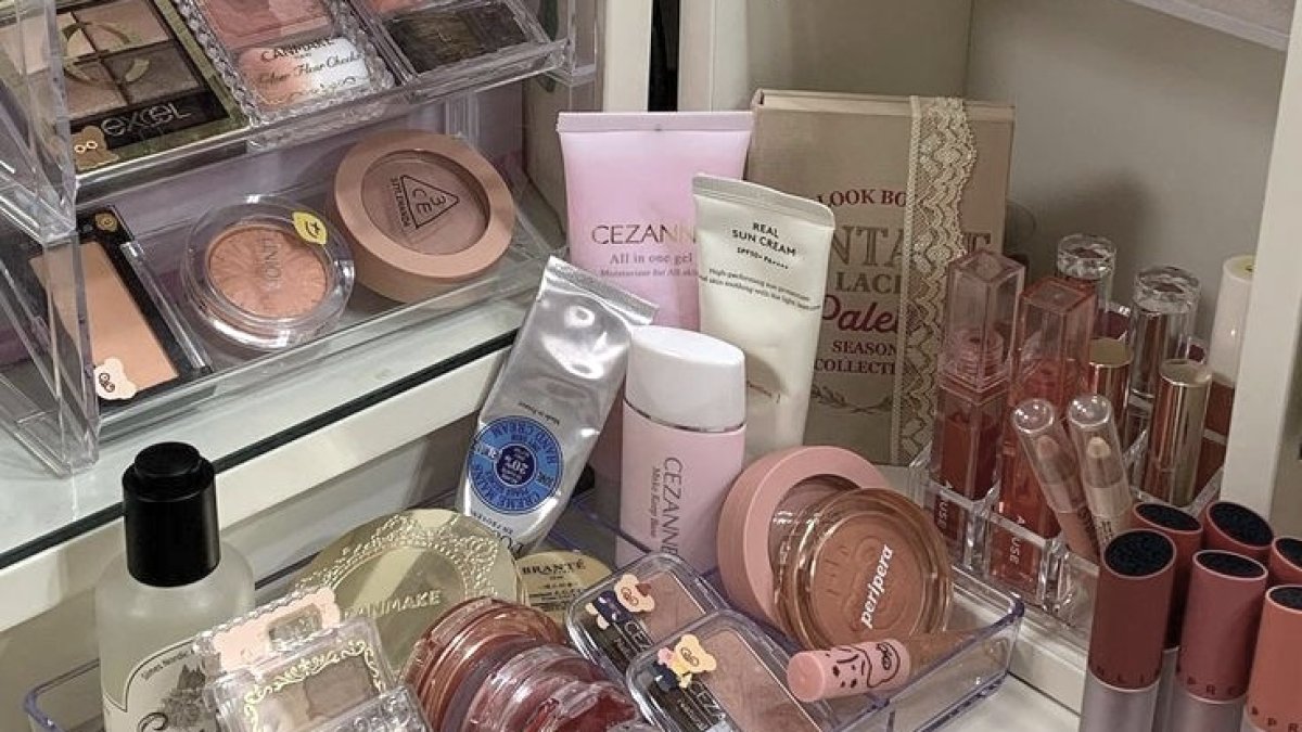 make-up outside ( แต่งหน้าไปข้างนอกกัน🍒 v2 ) - Quiz.Postjung.com