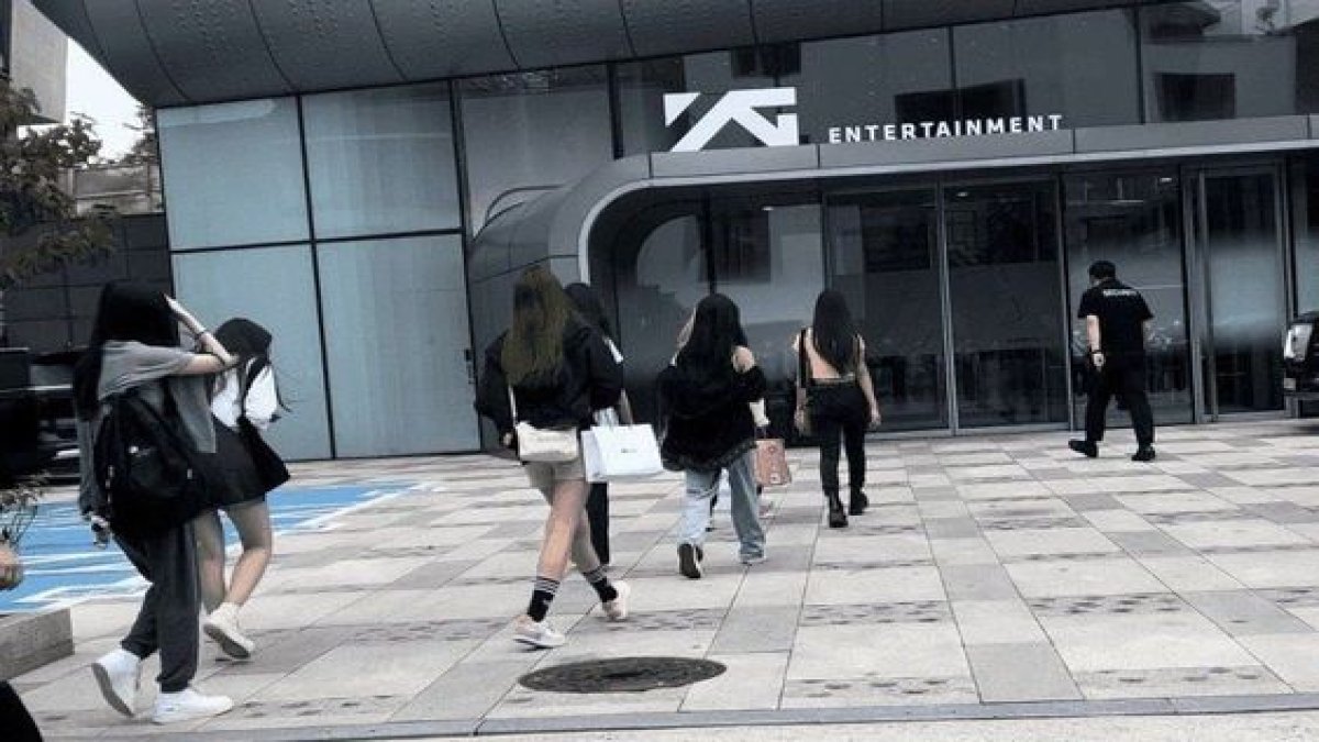 When you were a trainee at YG Entertainment - Quiz.Postjung.com
